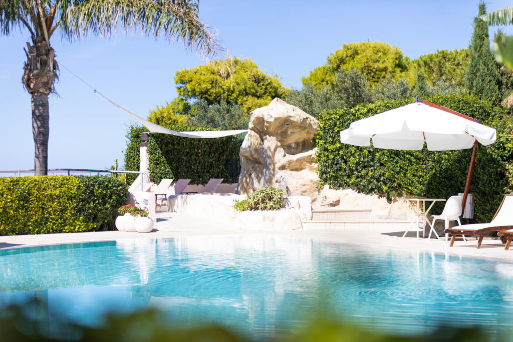 L'arcobaleno Resort; Una struttura nella macchia Mediterranea